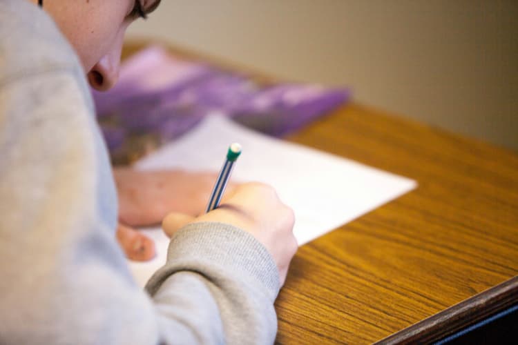 Nursing Personal Statement: UCAS Guide | Leaving School